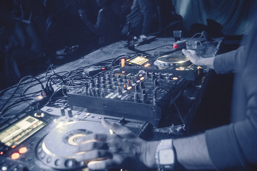10 Most Innovative Techno DJs You Need to Hear Right Now